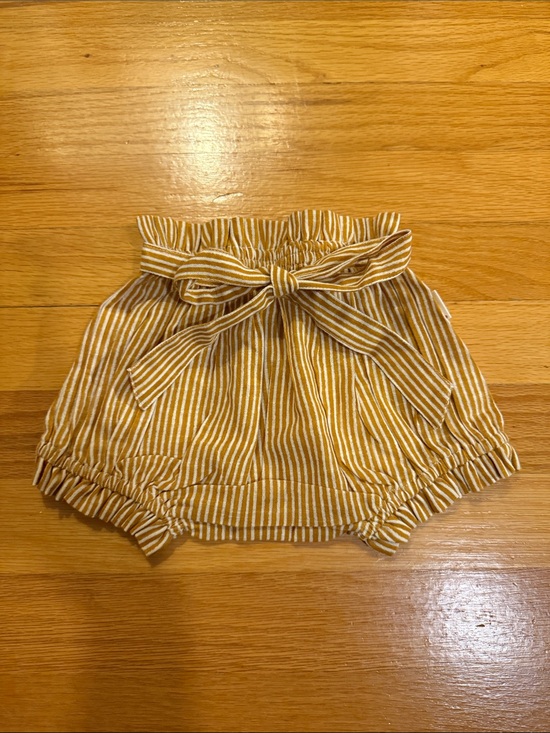 Bottoms | Bay Girls Striped Mustard Yellow Bubble Shorts With Bow Size ...